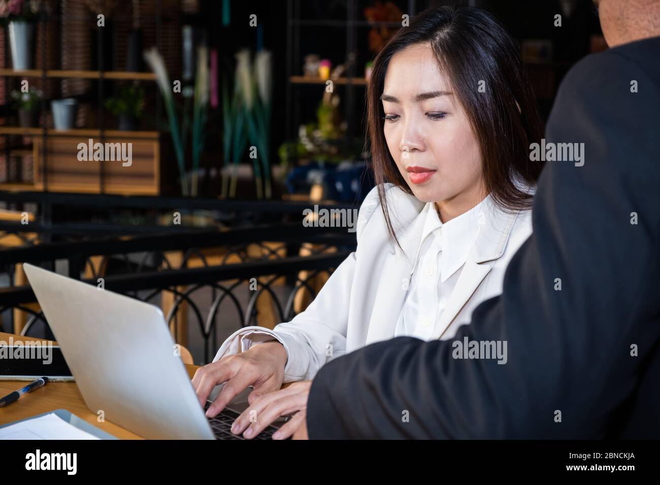 Work computer suits hi-res stock photography and images - Alamy