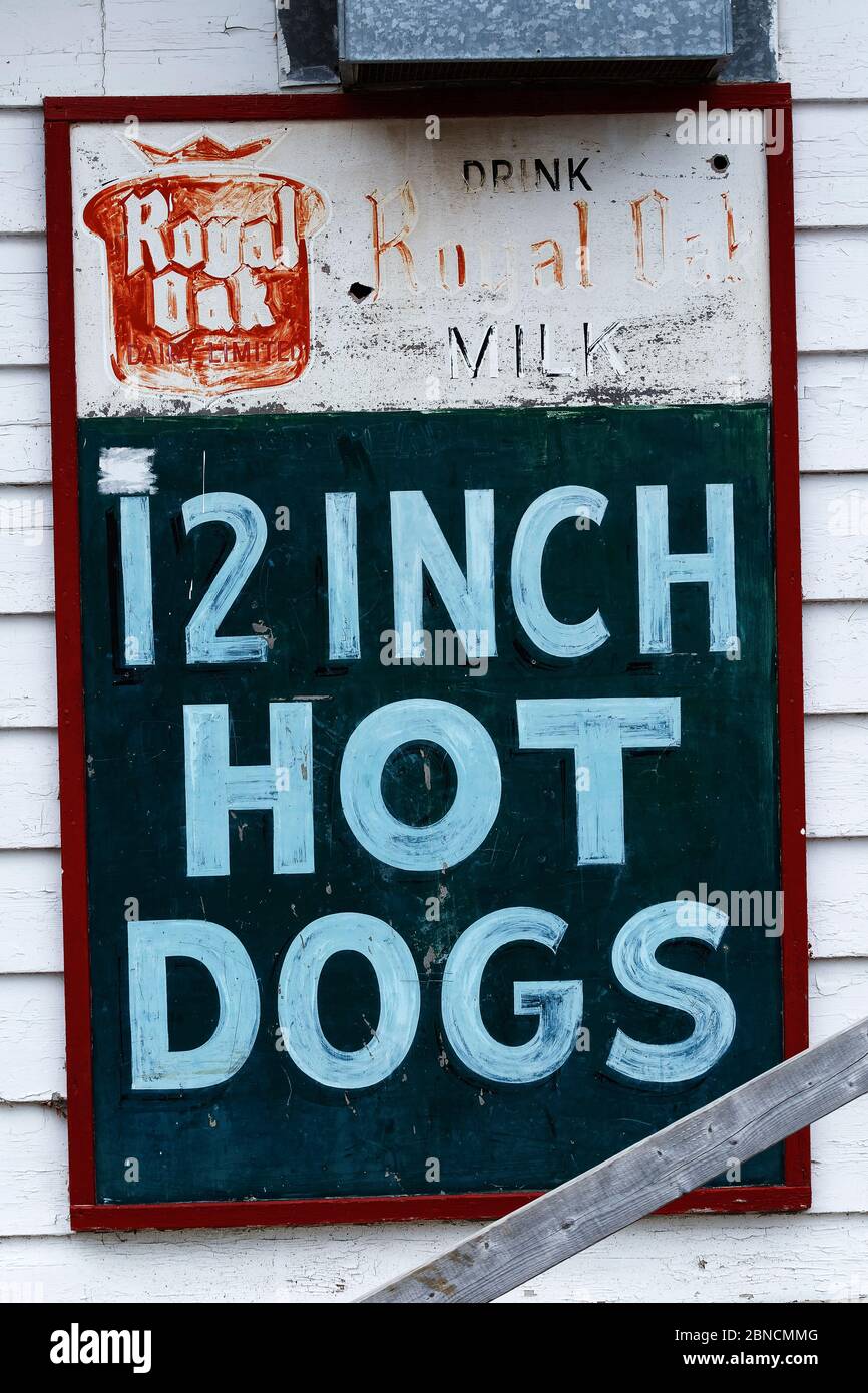 Junk food sign hi-res stock photography and images - Alamy