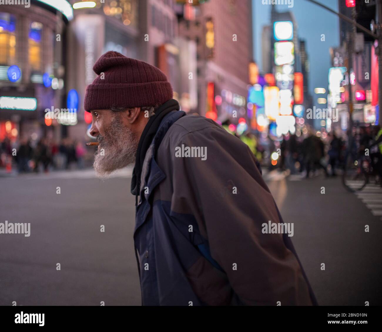 Homeless man in times square hi-res stock photography and images - Alamy