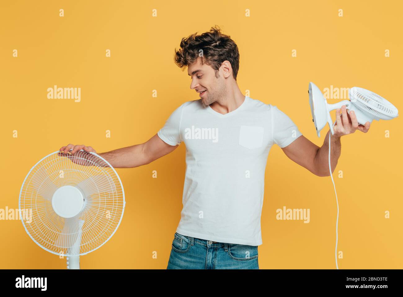Man electric desk fans hi-res stock photography and images - Alamy