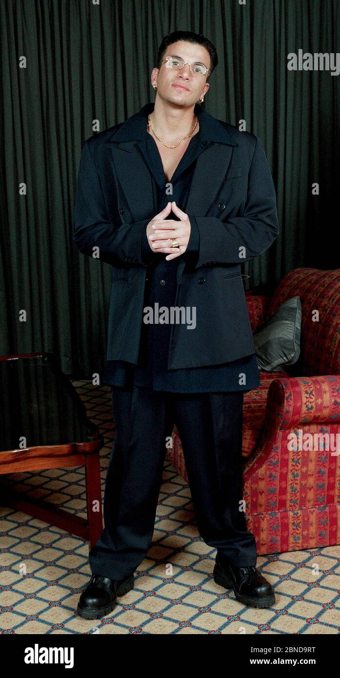 Peter andre 1998 hi-res stock photography and images - Alamy