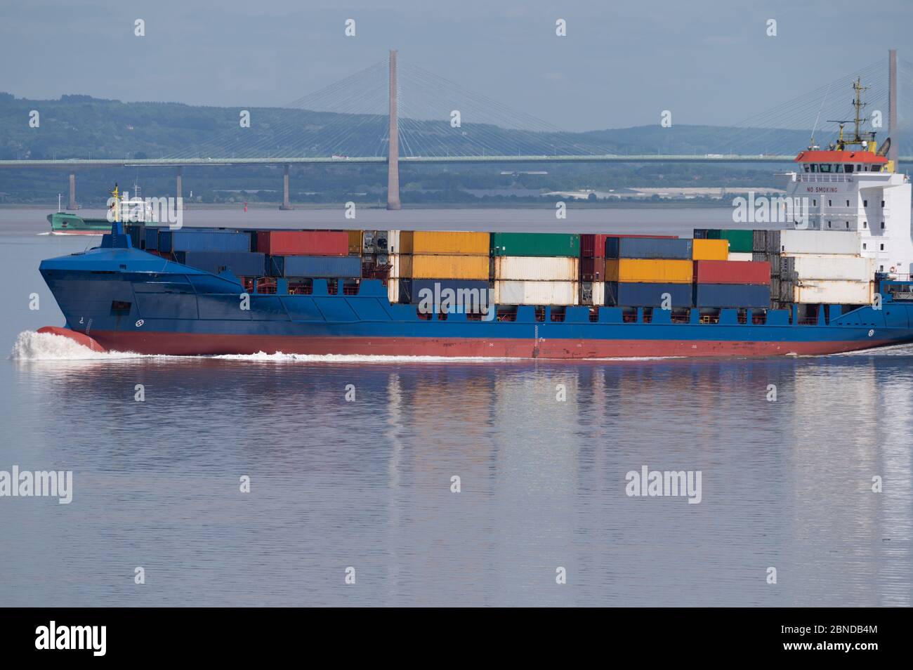 Ship carrying freight hi-res stock photography and images - Alamy
