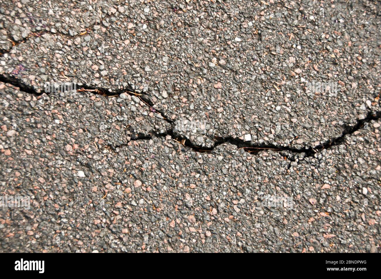 Asphalt crack hi-res stock photography and images - Alamy