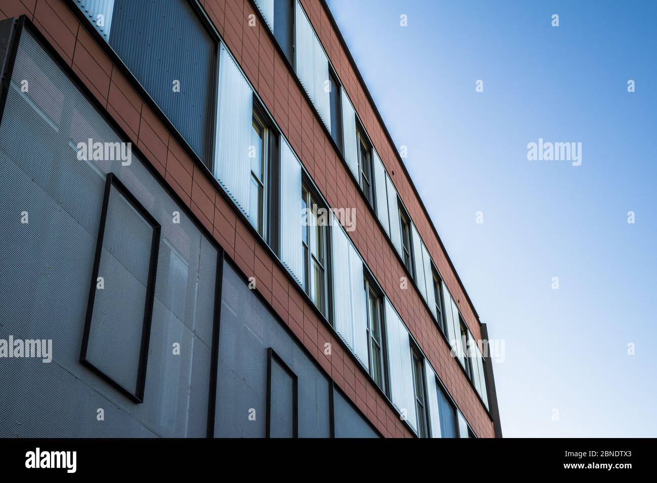 Skew building hi-res stock photography and images - Alamy