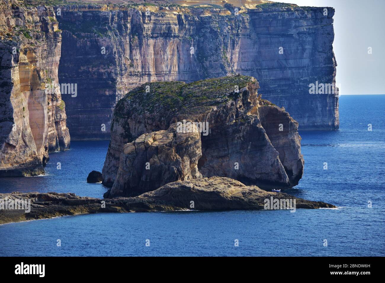 Coastal cliffs and fungus rock hi-res stock photography and images - Alamy