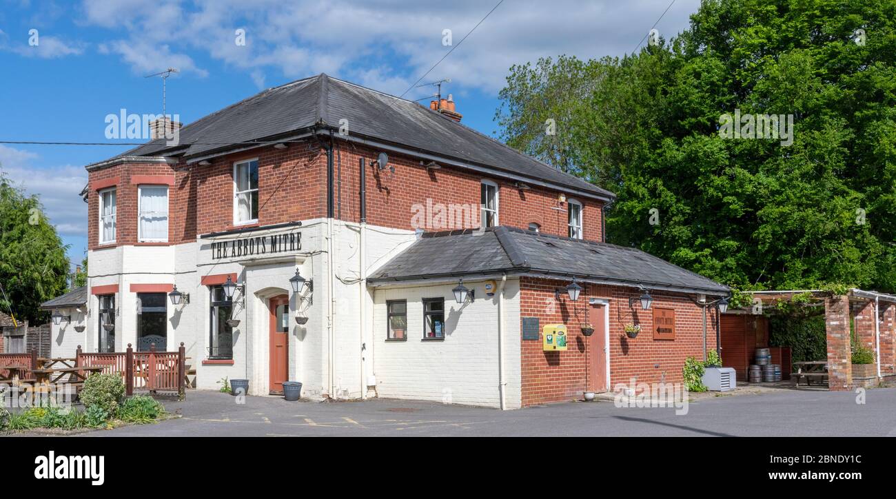 The Abbots Mitre public house - pub - Village Street, Chilbolton ...