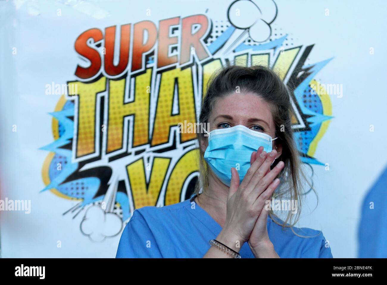Nhs worker outside royal hi-res stock photography and images - Alamy