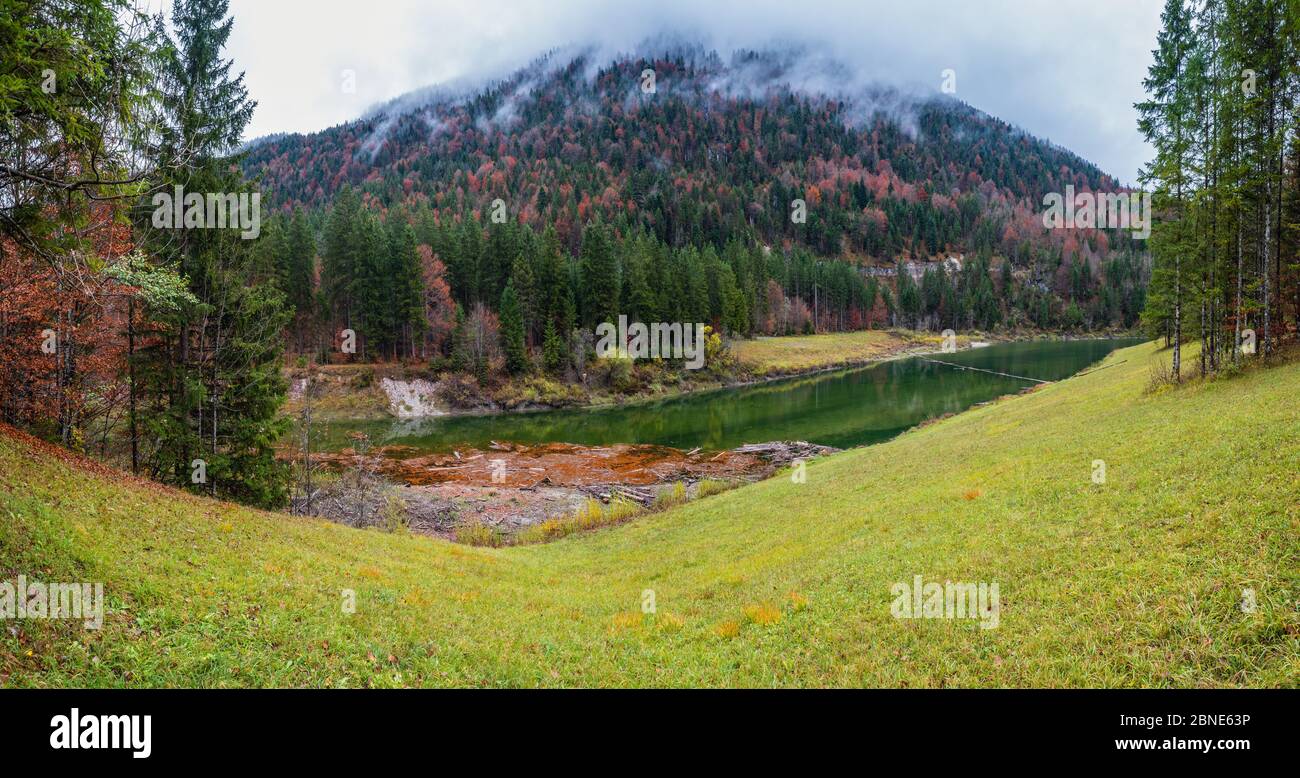Alpine Sylvenstein Stausee lake on Isar river, Bavaria, Germany. Autumn ...