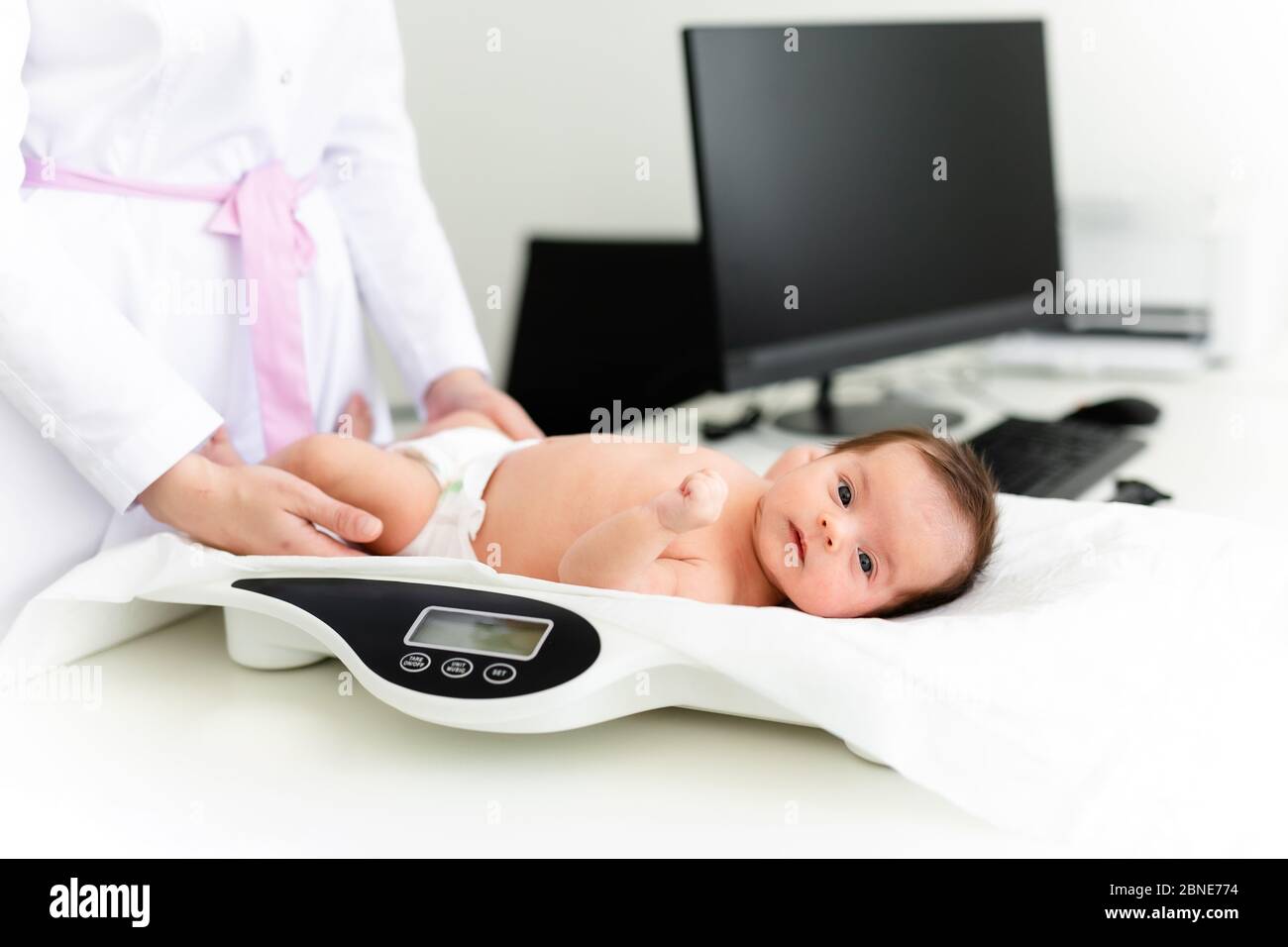 Weight Scale Baby High Resolution Stock Photography and Images - Alamy