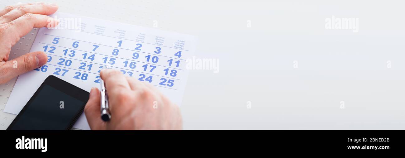 Pen and calendar hi-res stock photography and images - Alamy