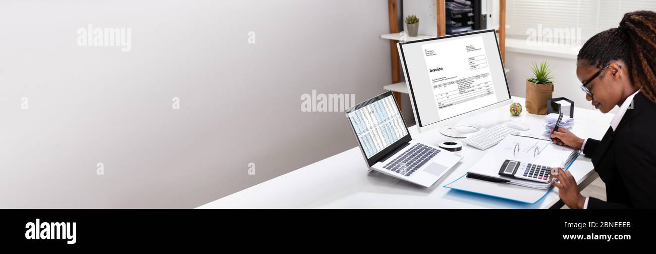 E Invoice Software On Computer. Electronic Invoices And Accounting ...