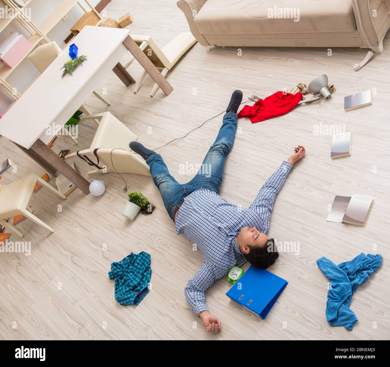 Dead man after burglary hi-res stock photography and images - Alamy