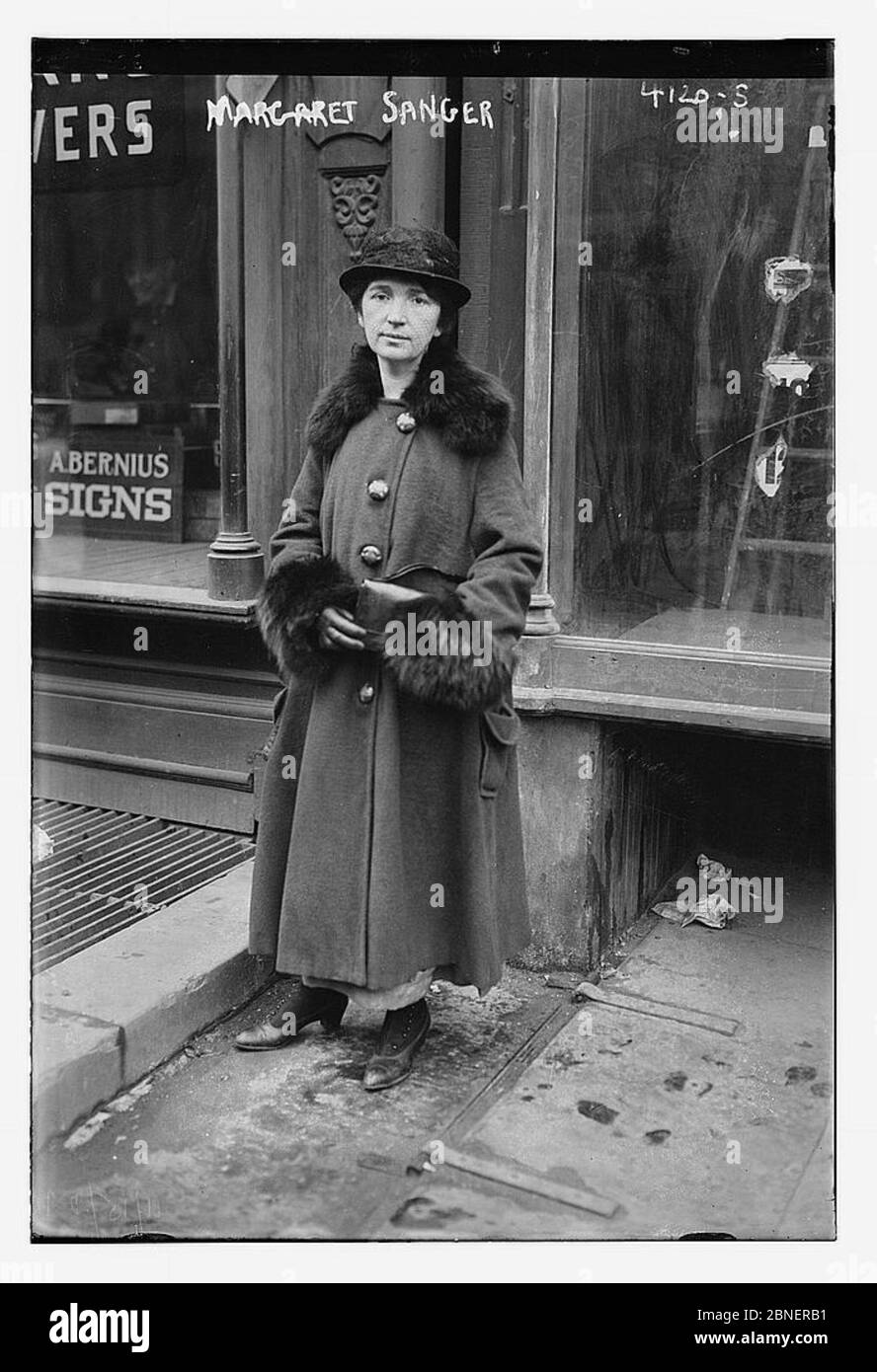Margaret sanger 1940s hi-res stock photography and images - Alamy