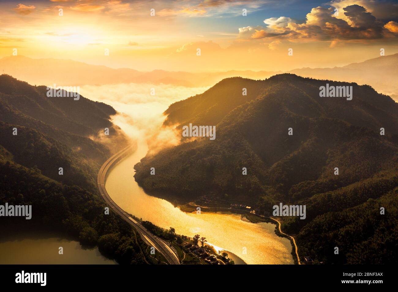 Yan mountain hi-res stock photography and images - Alamy