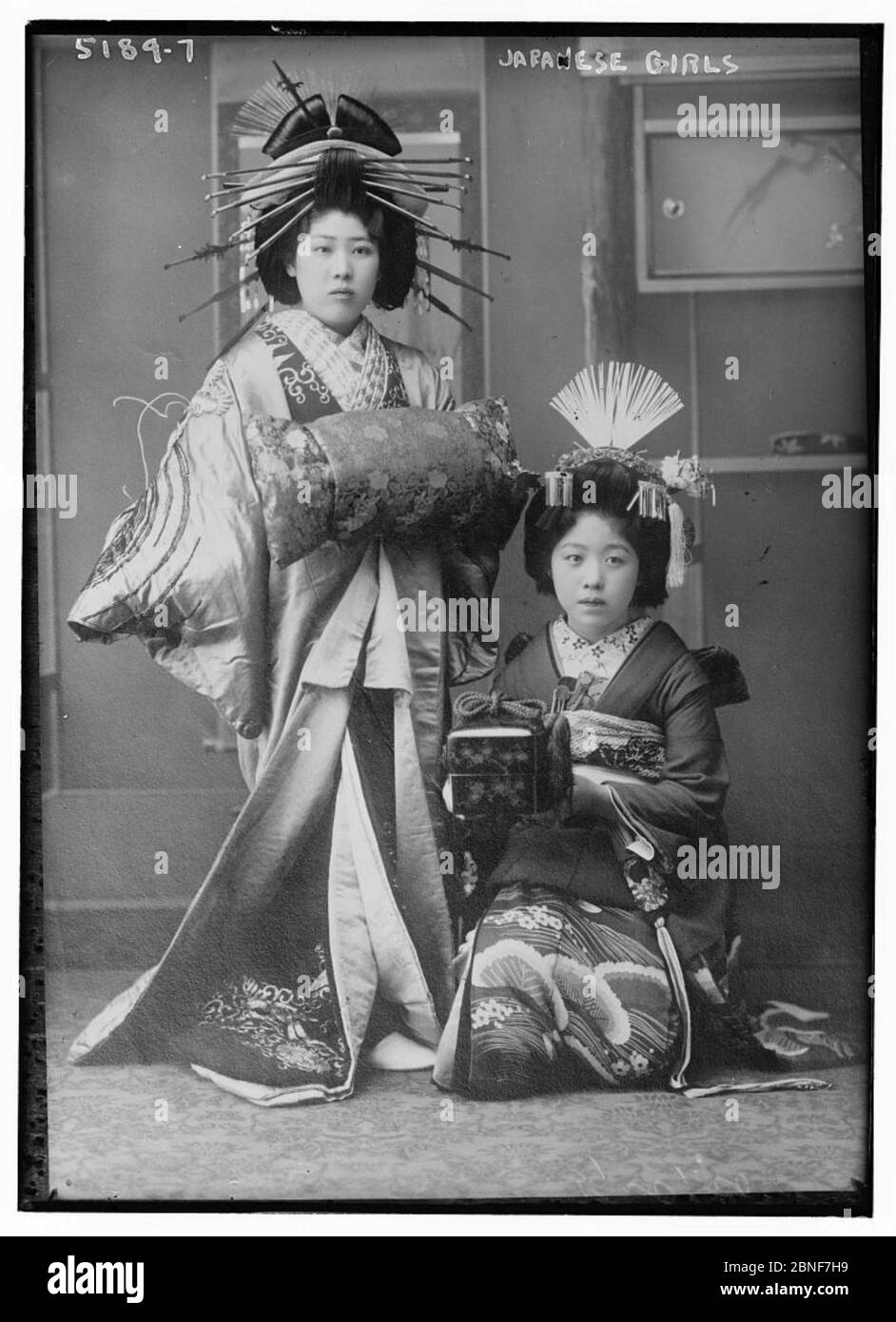 Japanese library card hi-res stock photography and images - Alamy