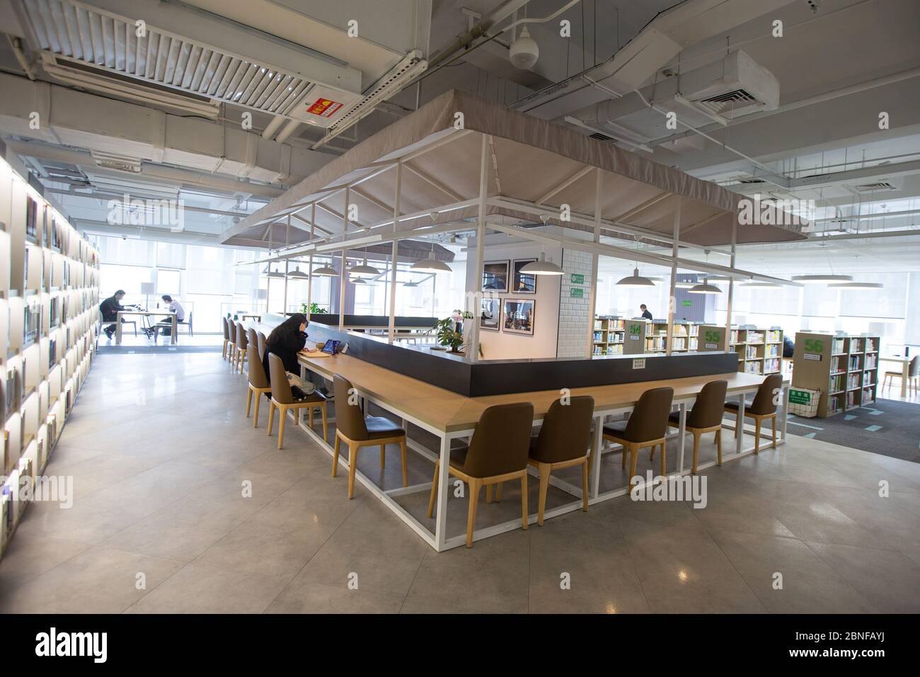 Luan hi-res stock photography and images - Alamy