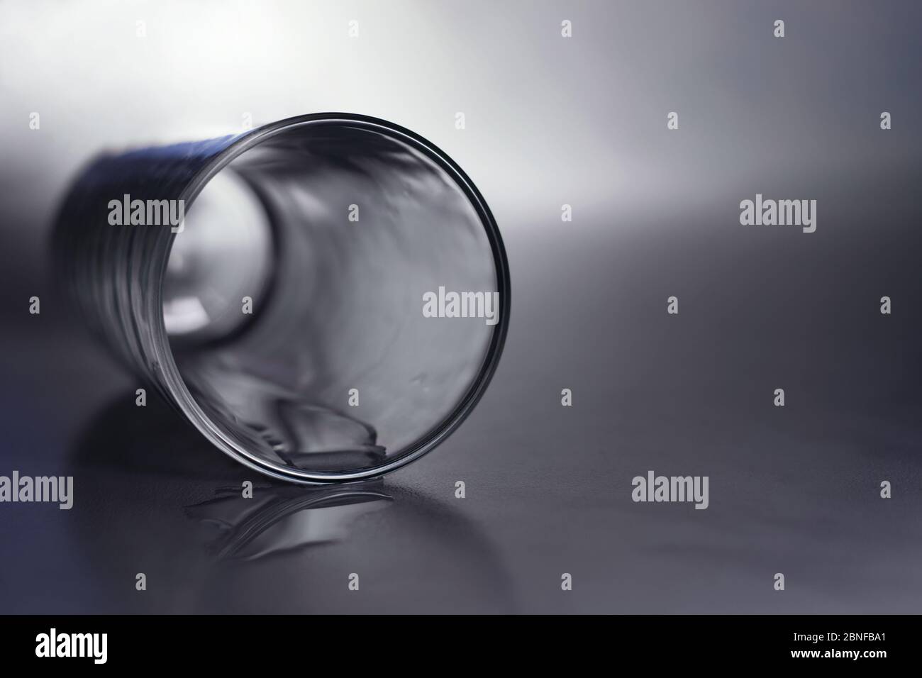 Emptyglass hi-res stock photography and images - Alamy