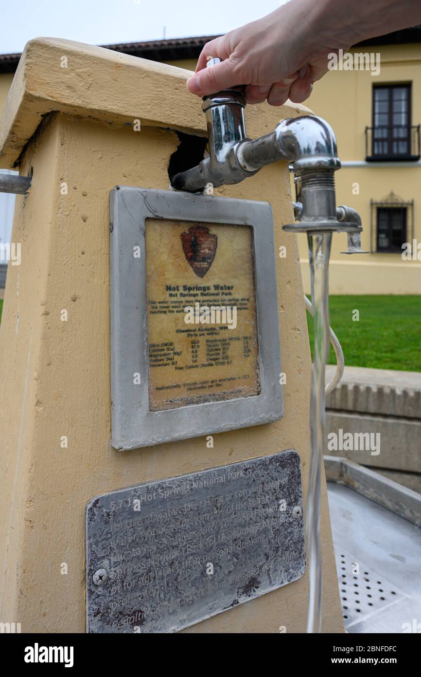 Public water fountain hot springs hi-res stock photography and images ...