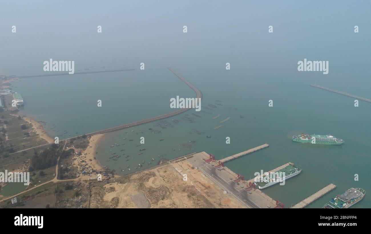 Harbor phase hi-res stock photography and images - Alamy