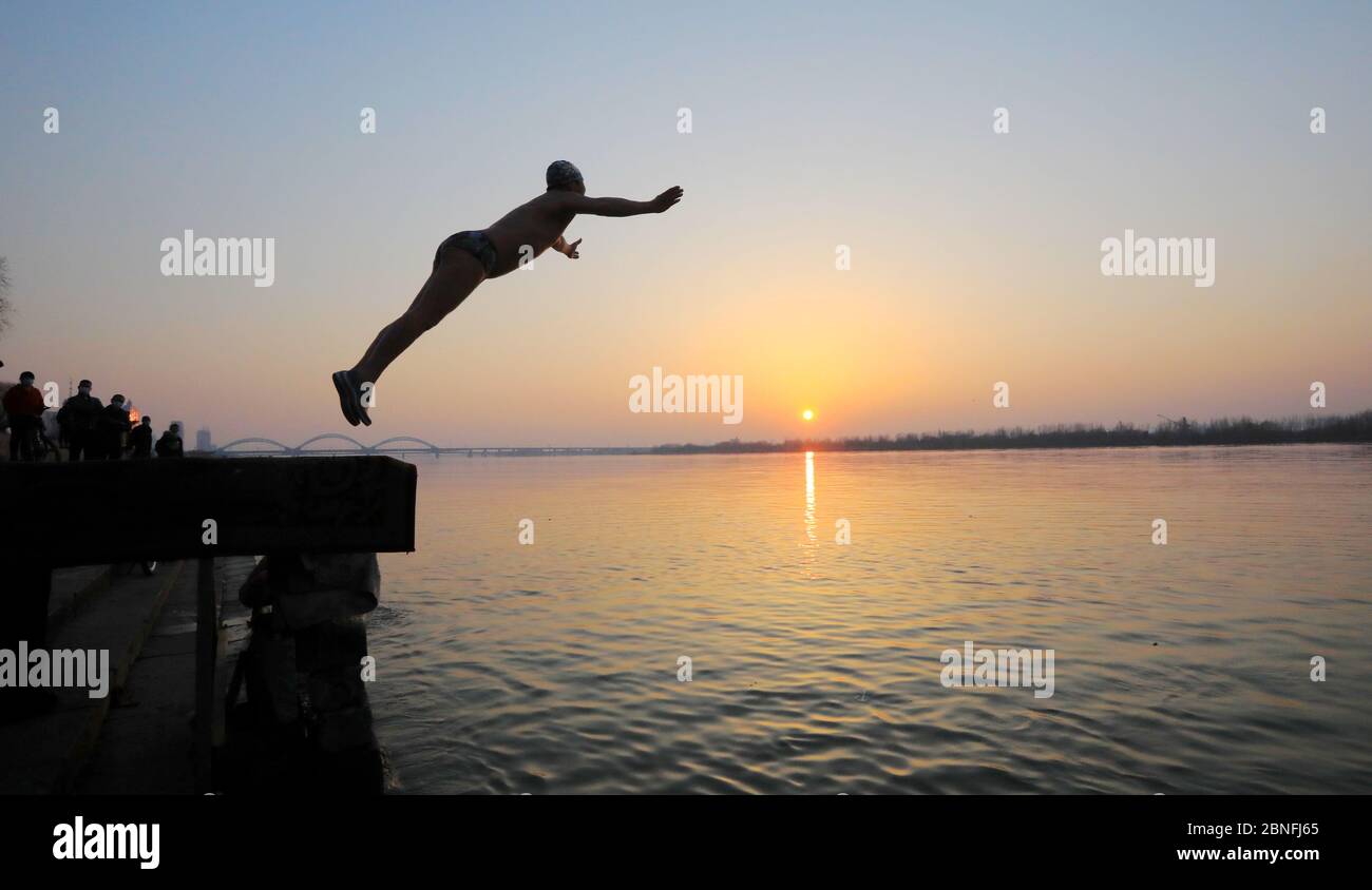 Chinese diving team hi-res stock photography and images - Alamy