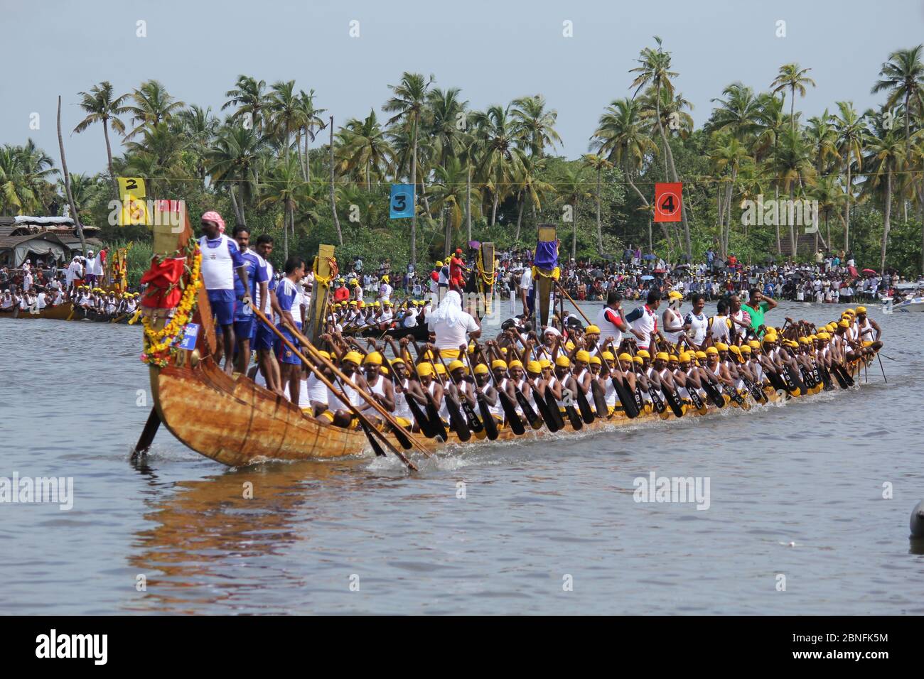 Oarsmen during the annual Nehru Trophy Boat Race in Alleppey, Kerala ...
