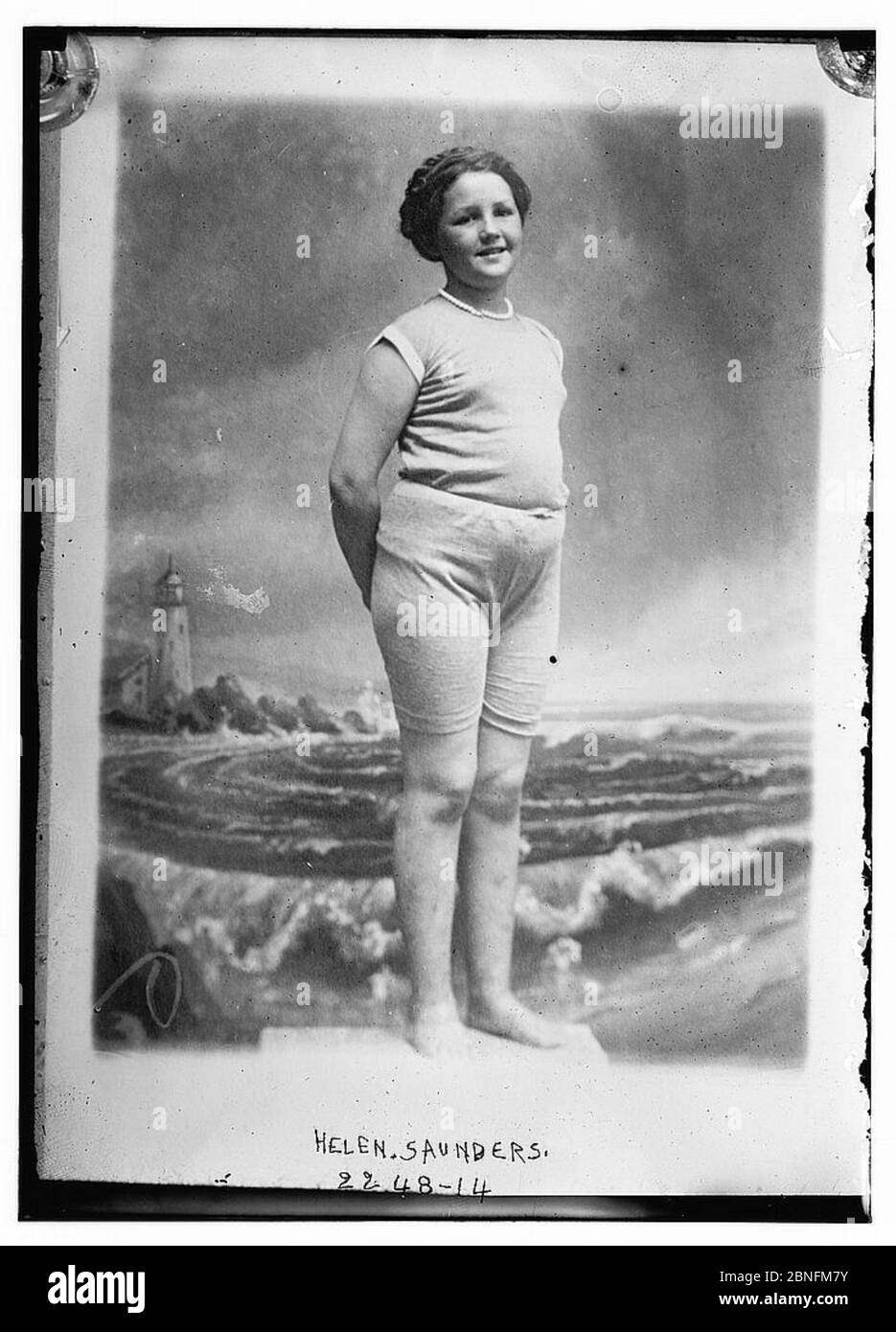 Helen Saunders High Resolution Stock Photography and Images - Alamy