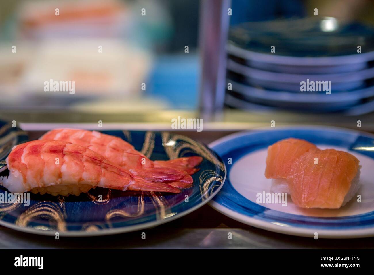 Moving sushi restaurant hi-res stock photography and images - Alamy