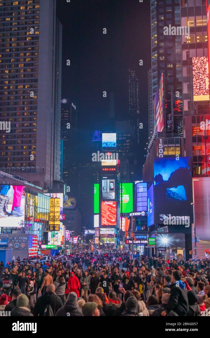 Busy night at Times Square in New York City, USA Stock Photo - Alamy