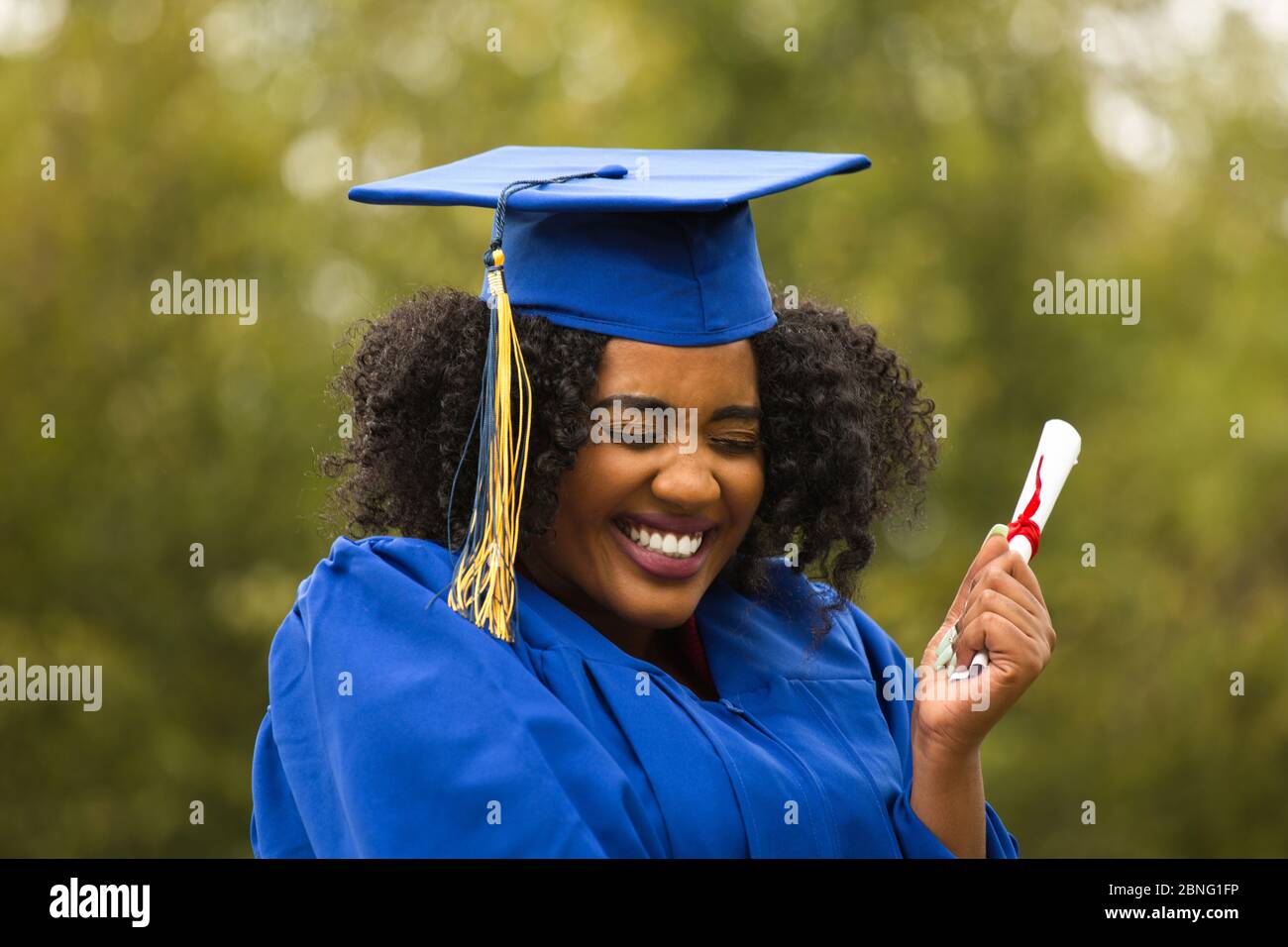 Portriat of a young African American Woman at graduation Stock Photo ...