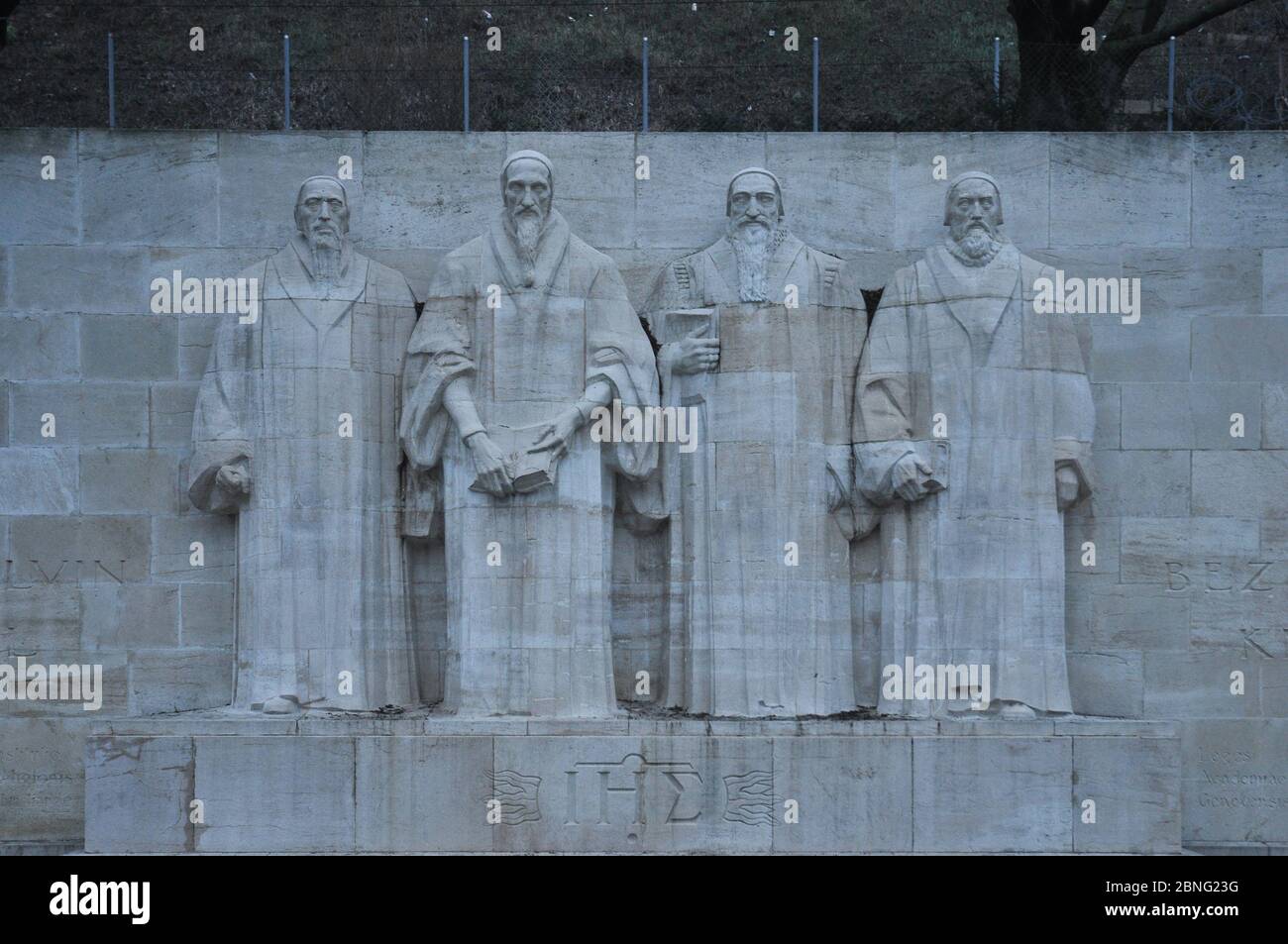 Geneva depicts protestant reformation figures hi-res stock photography ...