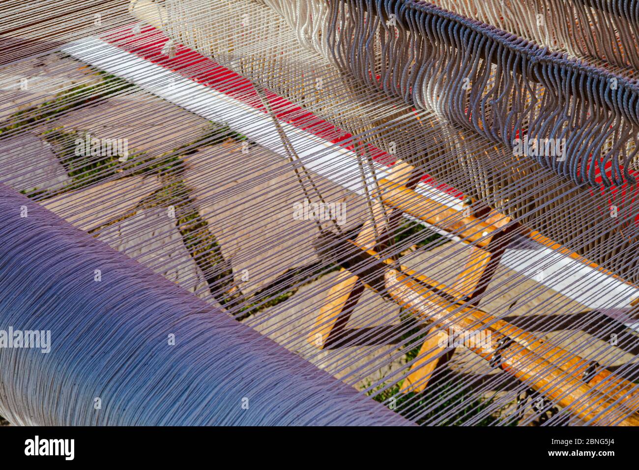 Carpet weaving machine hi-res stock photography and images - Alamy