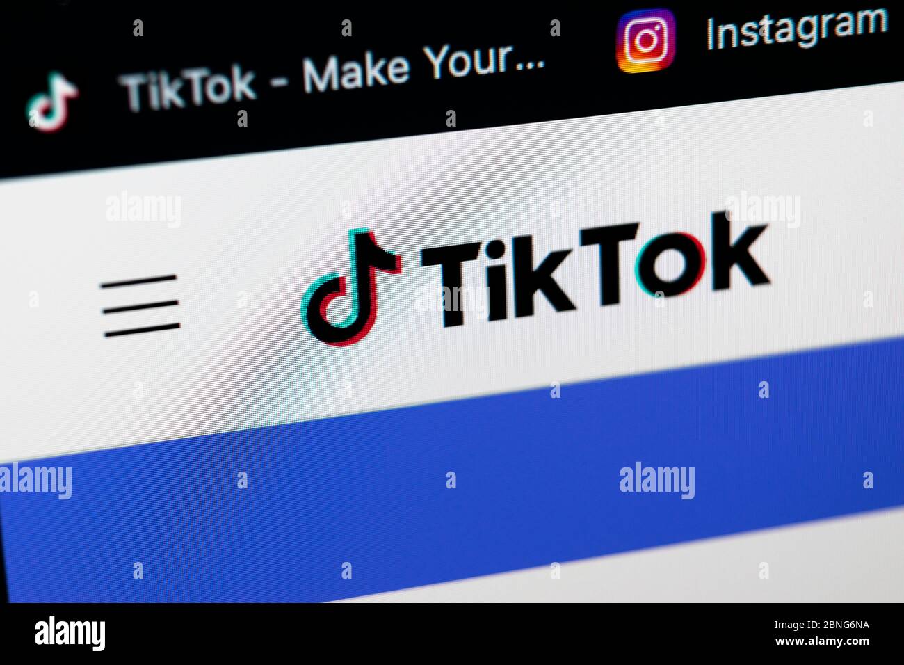 Tik tok homepage hi-res stock photography and images - Alamy
