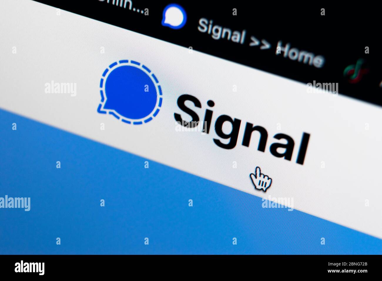 Signal messenger logo hi-res stock photography and images - Alamy