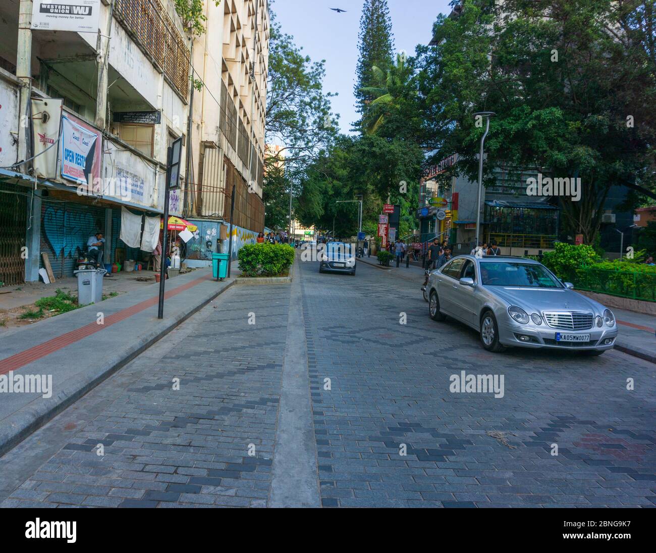 Famous Church Street located in Bangalore CBD (India Stock Photo - Alamy
