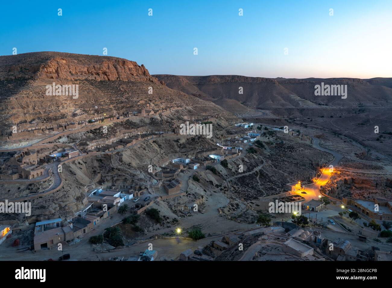 Chenini, berber village in southern tunisia Stock Photo - Alamy