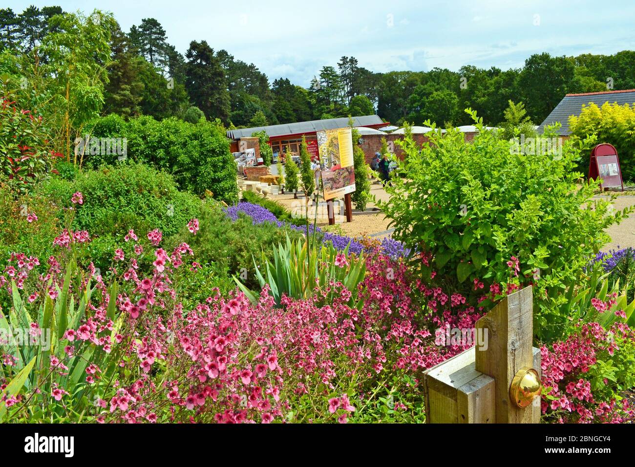 Entrance and visitor centre at Batsford Arboretum, Moreton-in-Marsh ...