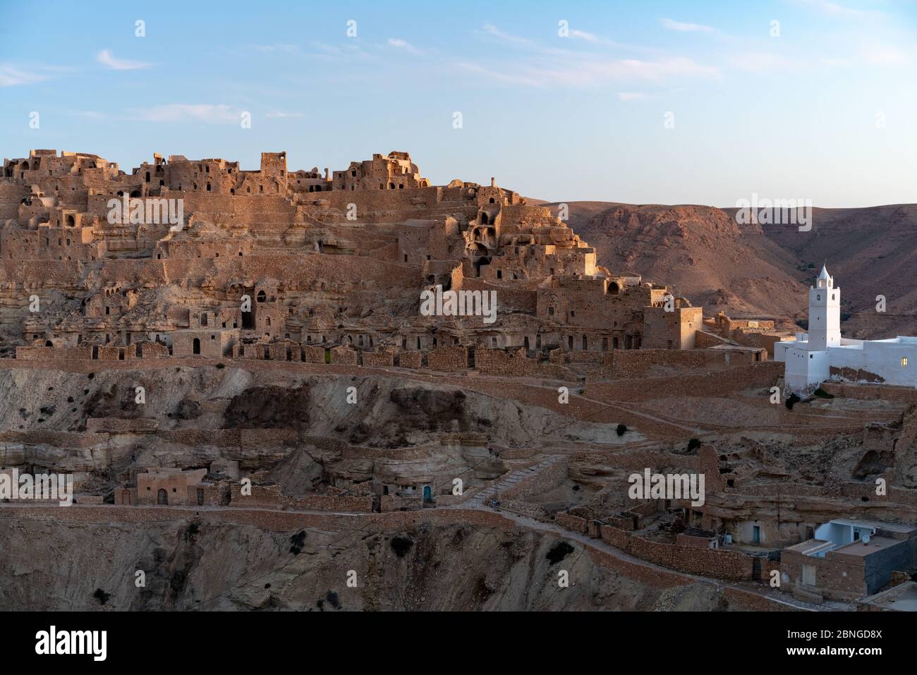 Chenini, berber village in southern tunisia Stock Photo - Alamy