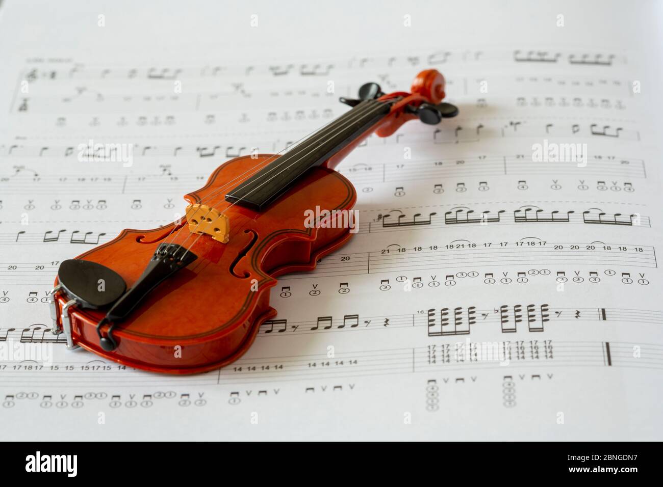 Musician note hi-res stock photography and images - Alamy