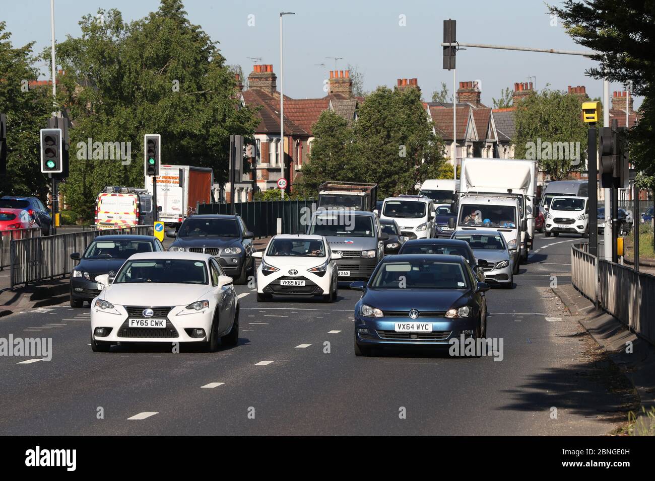 Traffic coming into london on a4 hi-res stock photography and images ...