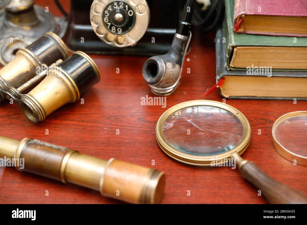 vintage items close up Stock Photo - Alamy