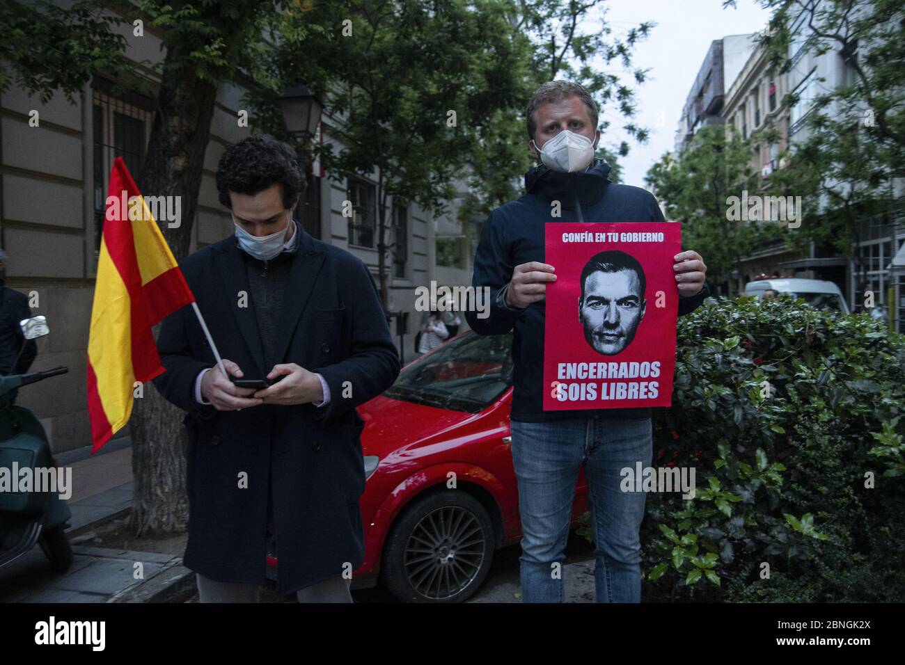 Dozen people hi-res stock photography and images - Alamy