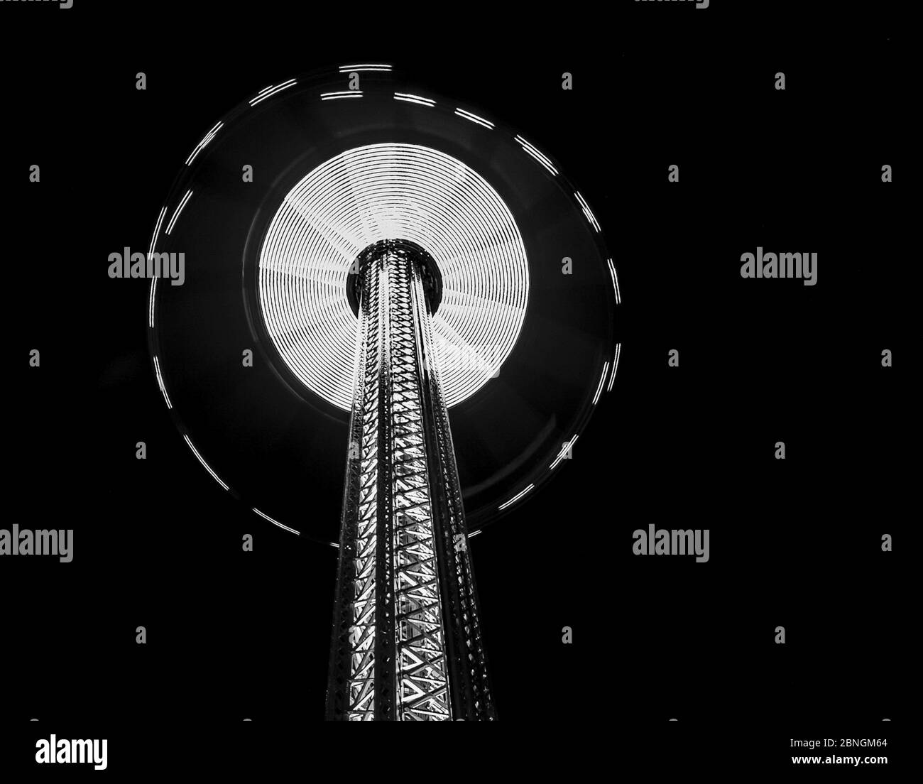 Grayscale low angle shot of the Space Needle Tower in Seattle at night ...