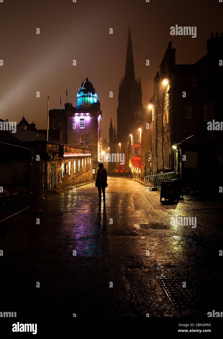 Beautiful foggy wet view of the Royal Mile in Edinburgh, Scotland, on a ...