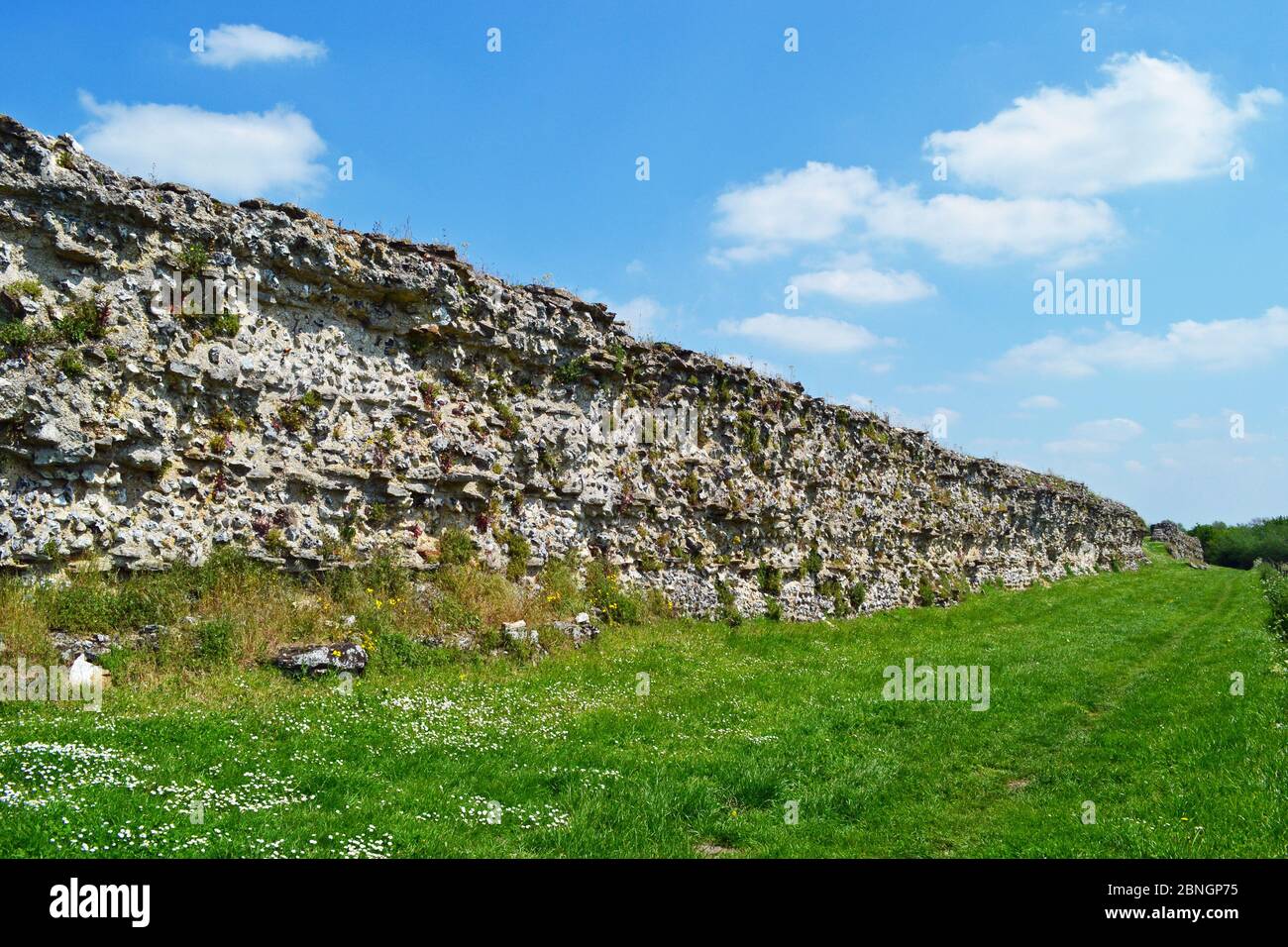 Silchester Roman City Walls, Silchester, Hampshire, UK Stock Photo - Alamy