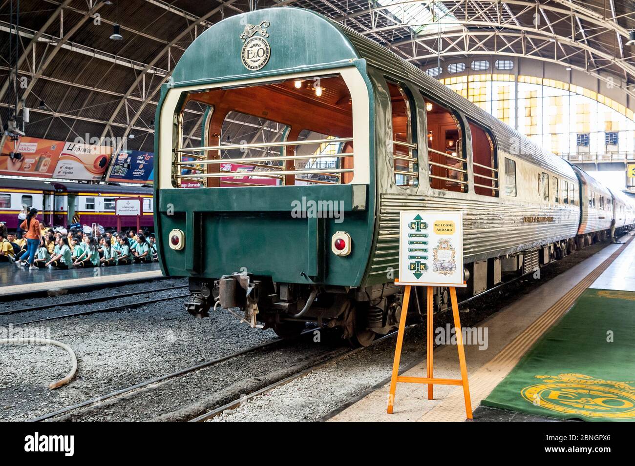 The Eastern and Oriental Express luxury train Bangkok to Singapore at ...