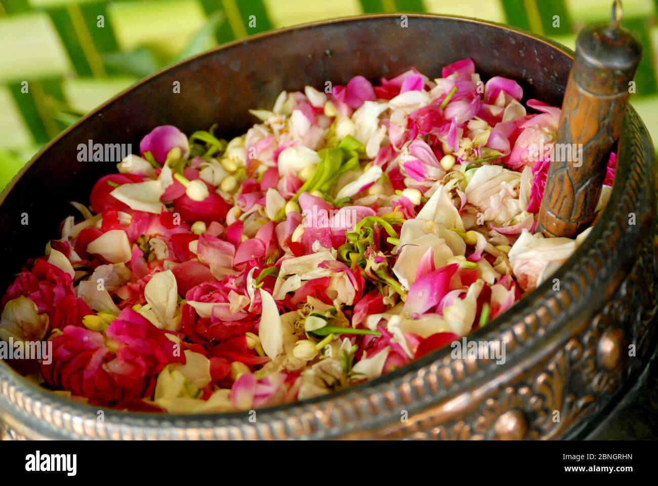 Flower bath, traditional indonesian wedding ceremony Stock Photo - Alamy