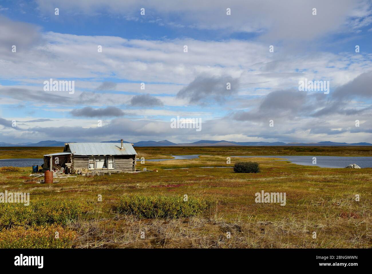 Inuit house hi-res stock photography and images - Alamy