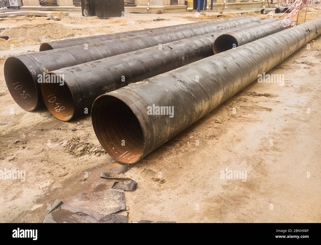 Underground utilities. Modernization, laying or replacement of old ...