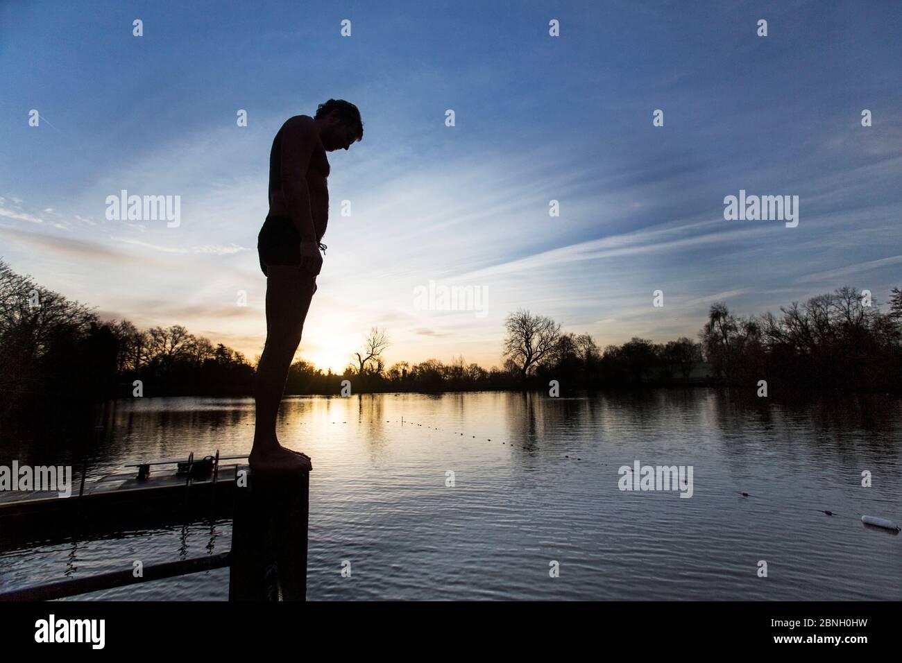Hampstead pond men's hi-res stock photography and images - Alamy
