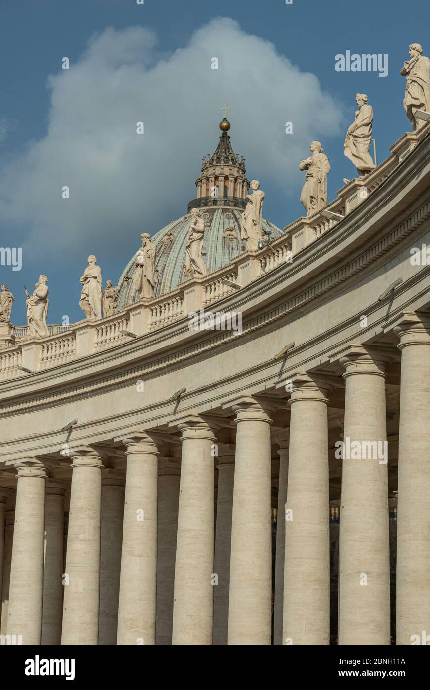 Empty piazza san pietro in the vatican hi-res stock photography and ...